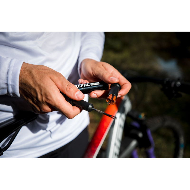 Zéfal - Tubeless Repair Tool - Quick repair tool for tubeless tyres