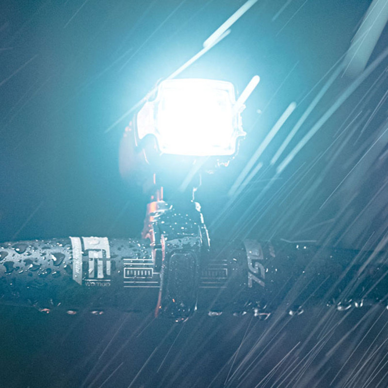 Zéfal - SUPERVISION F200 - 200 lumen rechargeable front light